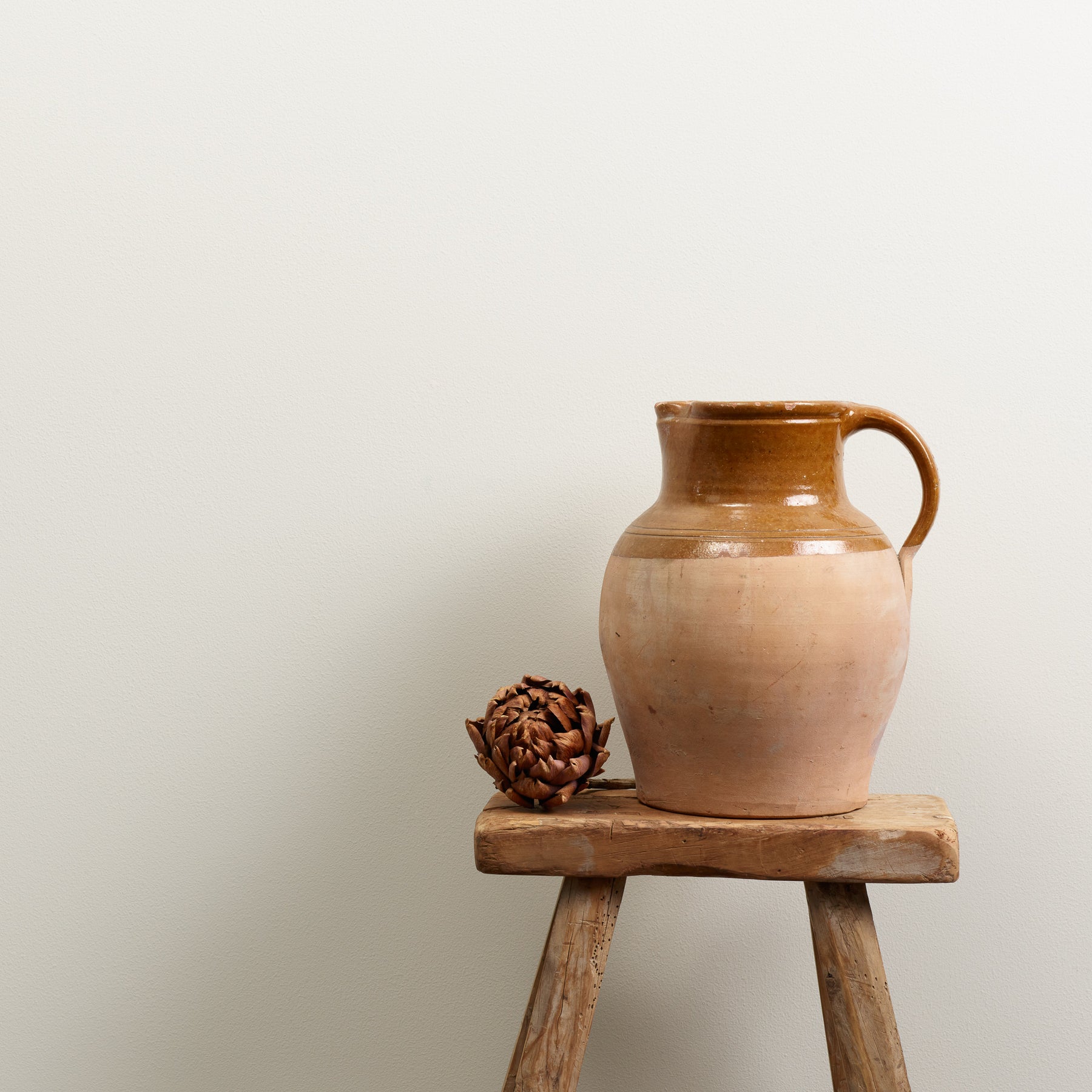 Ghost - Soft Ivory Matte Chalk Wall Paint | Frenchic