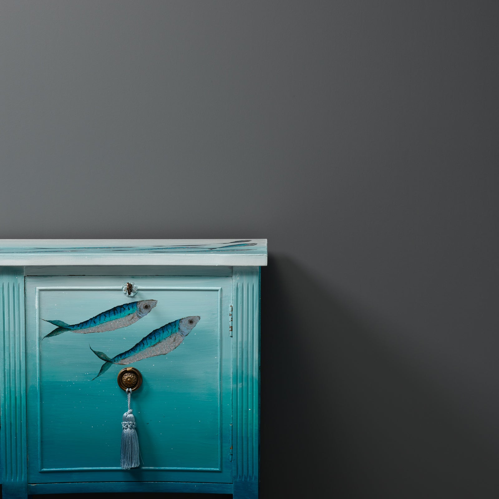 Smudge - Charcoal Grey Satin Trim Paint | Frenchic